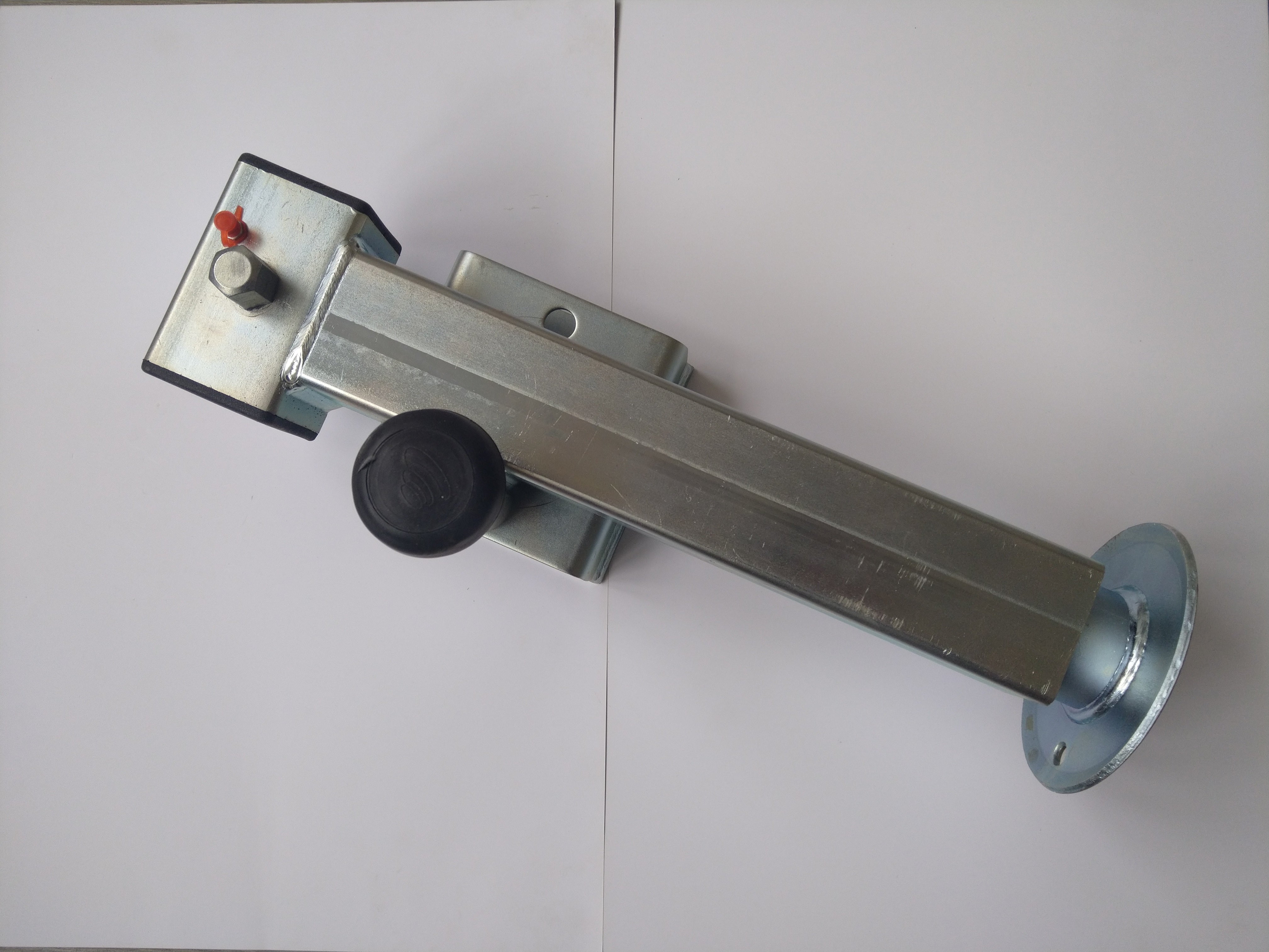 Picior de sprijin pliabil si extensibil – Rotaru Trailers SRL